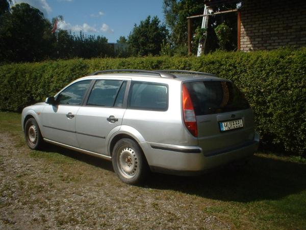 Ford Mondeo 2004 in Tukums, with an engine capacity of 1.80 L and mileage of 270 thousand km for 1900 €, photo 4 on AUTOMOTO.COM.LV