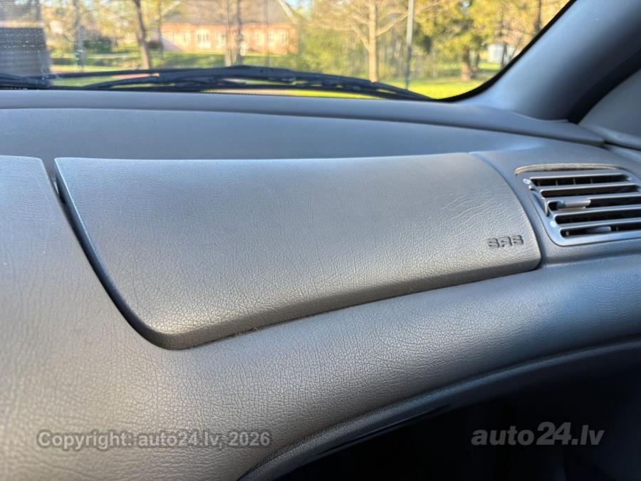 Sarkans Ford Mondeo 1994 Rapla, ar dzinēja tilpumu 1.80 L un nobraukumu 201 tūkst. km par 1200 €, foto 20 vietnē AUTOMOTO.COM.LV