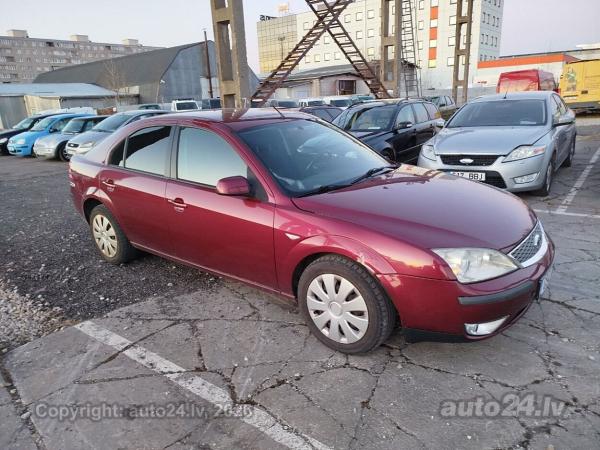 Sarkans Ford Mondeo 2005 Tallina, ar dzinēja tilpumu 1.80 L un nobraukumu 292 tūkst. km par 599 €, foto 1 vietnē AUTOMOTO.COM.LV