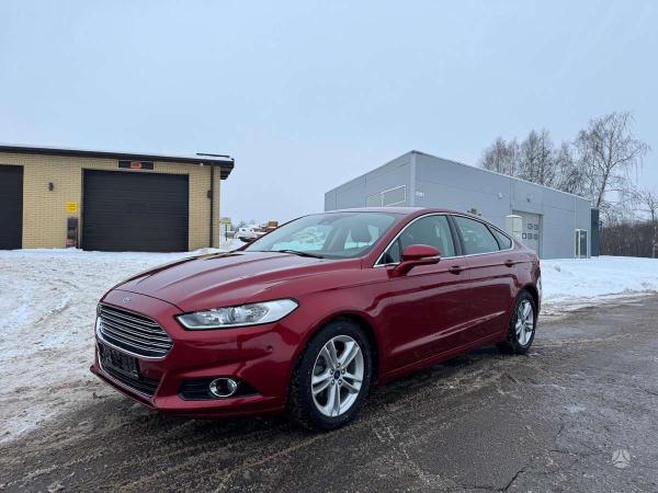 Red Ford Mondeo 2015 in Utena, with an engine capacity of 1.50 L and mileage of 126 thousand km for 6850 €, photo 1 on AUTOMOTO.COM.LV