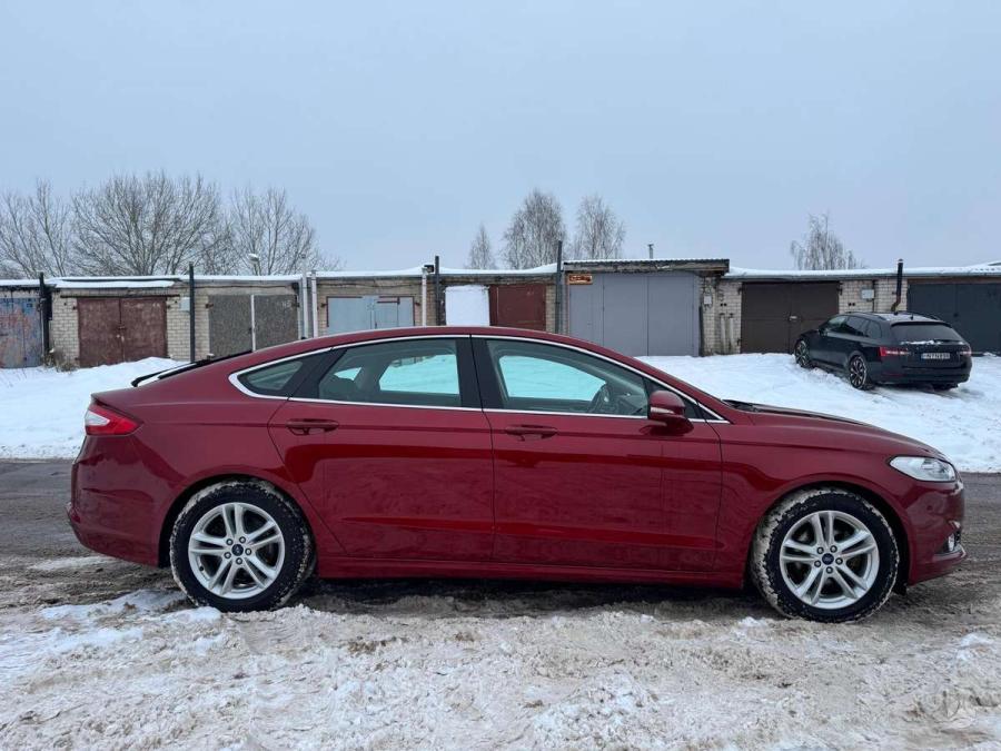Sarkans Ford Mondeo 2015 Utena, ar dzinēja tilpumu 1.50 L un nobraukumu 126 tūkst. km par 6850 €, foto 4 vietnē AUTOMOTO.COM.LV