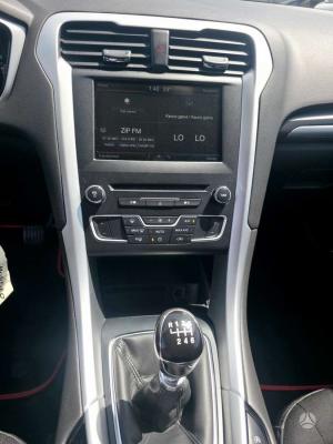 Sarkans Ford Mondeo 2015 Marijampole, ar dzinēja tilpumu 1.56 L un nobraukumu 201 tūkst. km par 6350 €, foto 14 vietnē AUTOMOTO.COM.LV