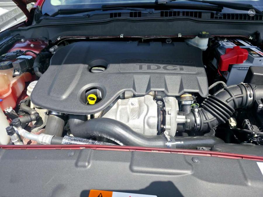 Sarkans Ford Mondeo 2015 Marijampole, ar dzinēja tilpumu 1.56 L un nobraukumu 201 tūkst. km par 6350 €, foto 18 vietnē AUTOMOTO.COM.LV