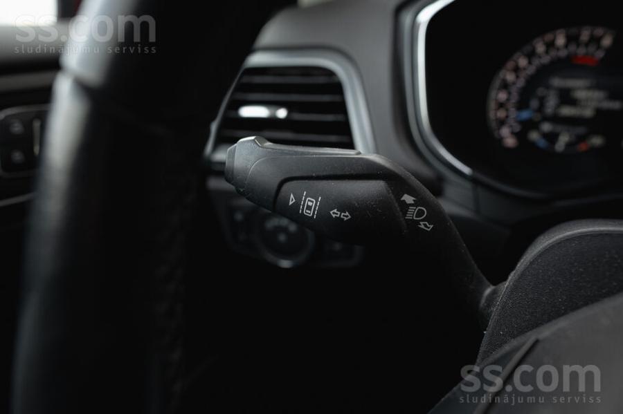 Sarkans Ford Mondeo 2015 Jelgava, ar dzinēja tilpumu 2.00 L un nobraukumu 150 tūkst. km par 8500 €, foto 13 vietnē AUTOMOTO.COM.LV