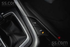 Sarkans Ford Mondeo 2015 Jelgava, ar dzinēja tilpumu 2.00 L un nobraukumu 150 tūkst. km par 8500 €, foto 14 vietnē AUTOMOTO.COM.LV