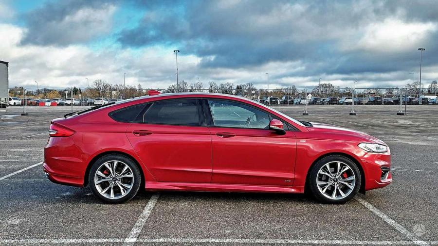 Sarkans Ford Mondeo 2020 Viļņa, ar dzinēja tilpumu 2.00 L un nobraukumu 43 tūkst. km par 22900 €, foto 7 vietnē AUTOMOTO.COM.LV