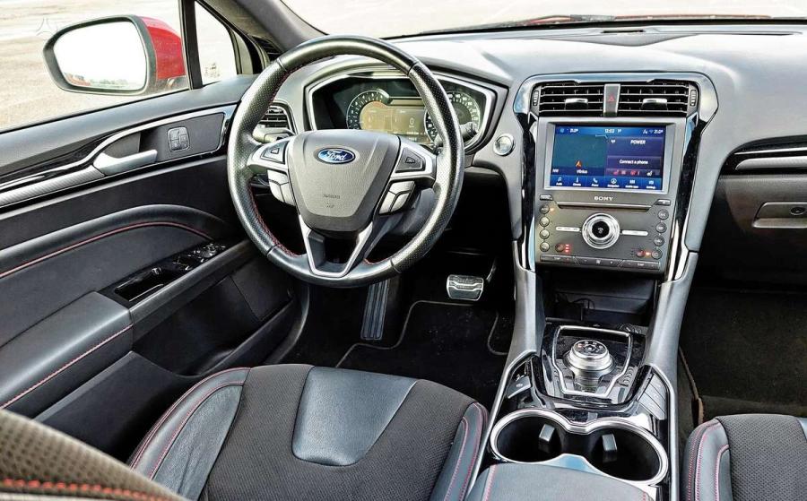 Sarkans Ford Mondeo 2020 Viļņa, ar dzinēja tilpumu 2.00 L un nobraukumu 43 tūkst. km par 22900 €, foto 16 vietnē AUTOMOTO.COM.LV