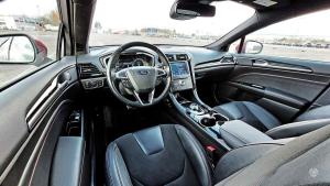 Sarkans Ford Mondeo 2020 Viļņa, ar dzinēja tilpumu 2.00 L un nobraukumu 43 tūkst. km par 22900 €, foto 18 vietnē AUTOMOTO.COM.LV