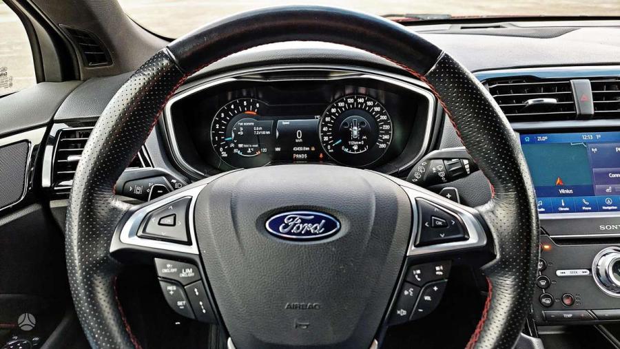Sarkans Ford Mondeo 2020 Viļņa, ar dzinēja tilpumu 2.00 L un nobraukumu 43 tūkst. km par 22900 €, foto 30 vietnē AUTOMOTO.COM.LV