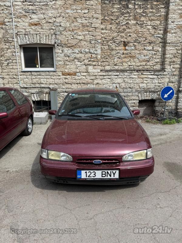 Red Ford Mondeo 1993 in Tallinn, with an engine capacity of 1.80 L and mileage of 110 thousand km for 1490 €, photo 1 on AUTOMOTO.COM.LV