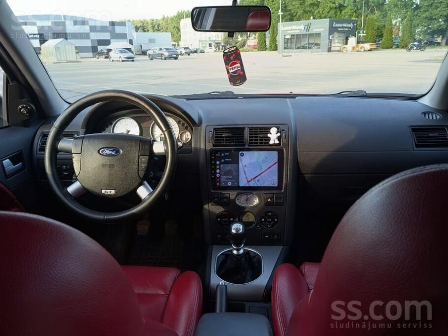Sarkans Ford Mondeo 2002 Rīga, ar dzinēja tilpumu 3.00 L un nobraukumu 242 tūkst. km par 3500 €, foto 7 vietnē AUTOMOTO.COM.LV