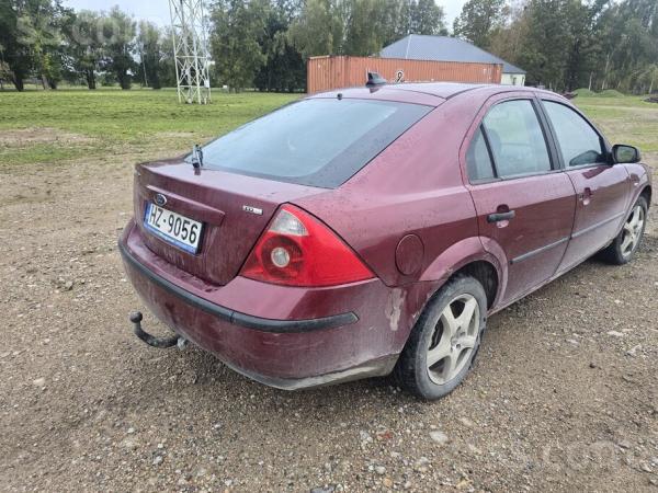 Red Ford Mondeo 2004 in Ventspils, with an engine capacity of 2.00 L and mileage of 244 thousand km for 480 €, photo 3 on AUTOMOTO.COM.LV