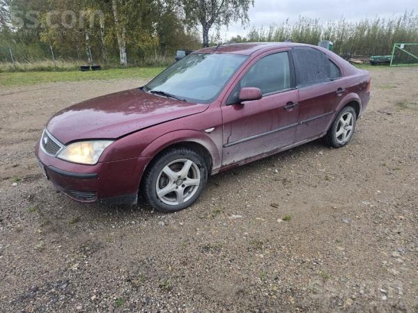 Red Ford Mondeo 2004 in Ventspils, with an engine capacity of 2.00 L and mileage of 244 thousand km for 480 €, photo 5 on AUTOMOTO.COM.LV