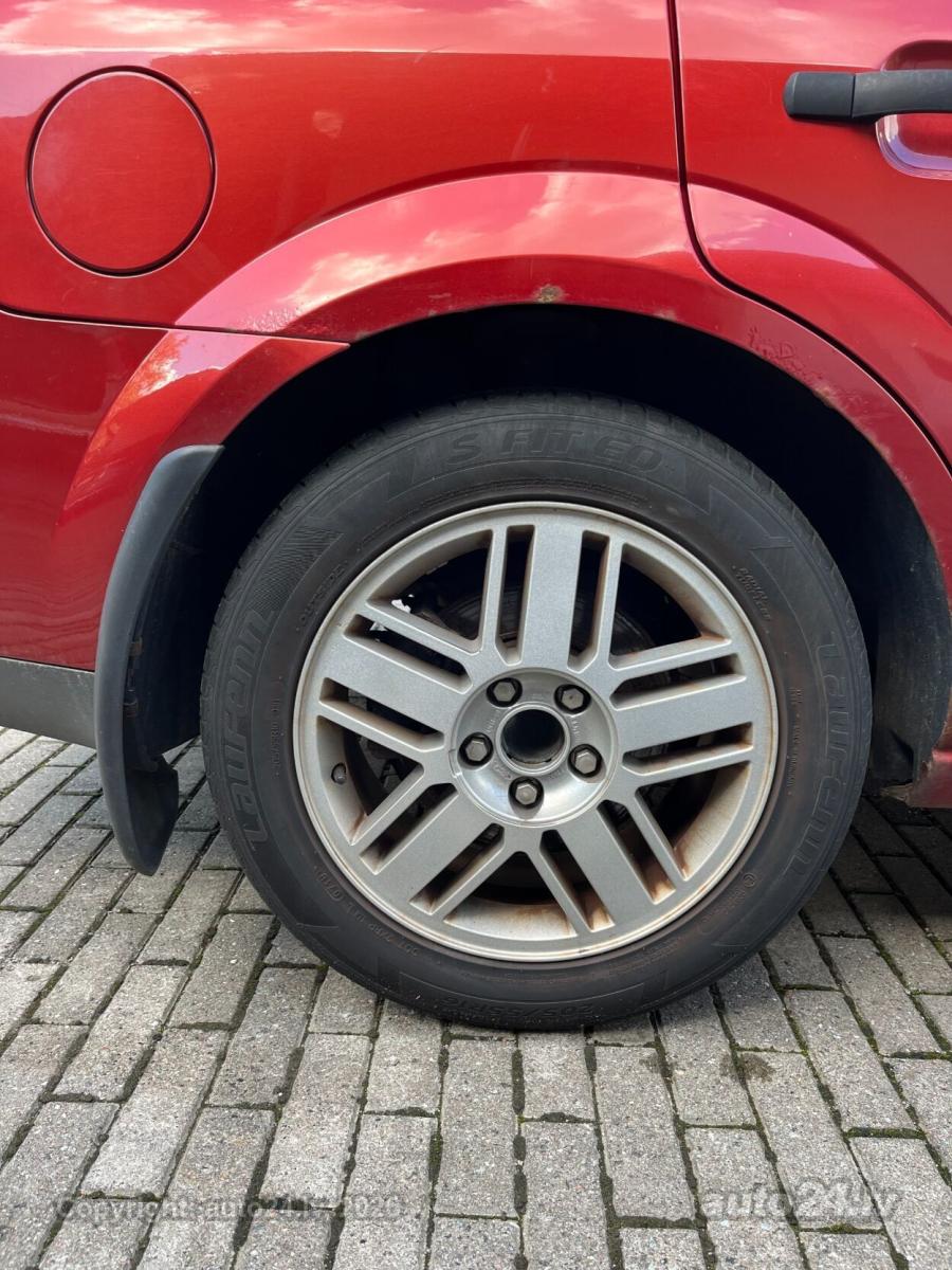 Sarkans Ford Mondeo 2006 Tallina, ar dzinēja tilpumu 1.80 L un nobraukumu 215 tūkst. km par 1500 €, foto 9 vietnē AUTOMOTO.COM.LV