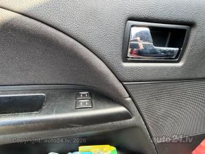 Sarkans Ford Mondeo 2006 Tallina, ar dzinēja tilpumu 1.80 L un nobraukumu 215 tūkst. km par 1500 €, foto 12 vietnē AUTOMOTO.COM.LV