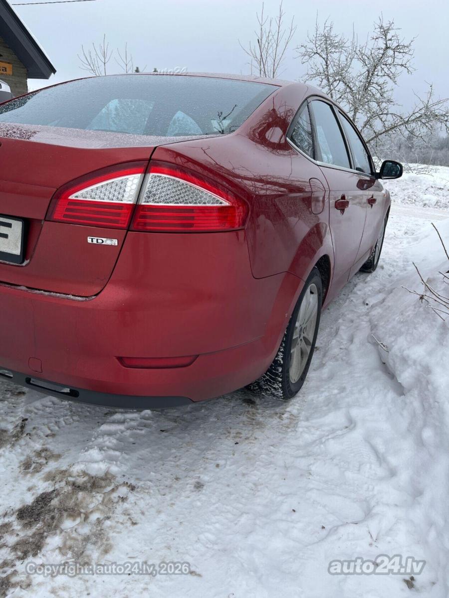 Sarkans Ford Mondeo 2008 Rapla, ar dzinēja tilpumu 1.80 L un nobraukumu 223 tūkst. km par 3700 €, foto 2 vietnē AUTOMOTO.COM.LV
