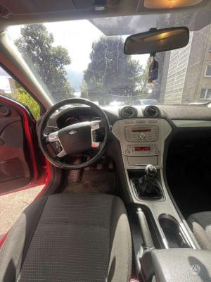 Sarkans Ford Mondeo 2008 Viļņa, ar dzinēja tilpumu 2.00 L un nobraukumu 261 tūkst. km par 2500 €, foto 9 vietnē AUTOMOTO.COM.LV
