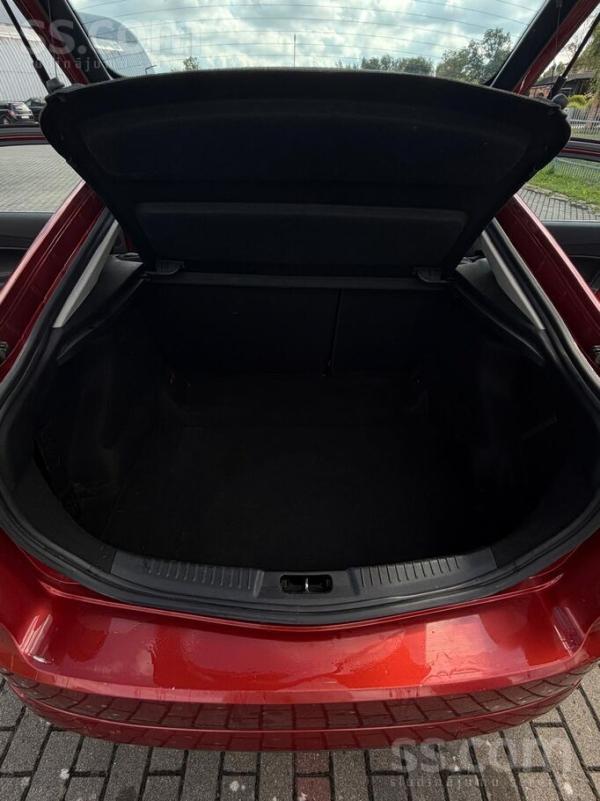 Red Ford Mondeo 2008 in Bauska, with an engine capacity of 2.00 L and mileage of 281 thousand km for 3350 €, photo 10 on AUTOMOTO.COM.LV