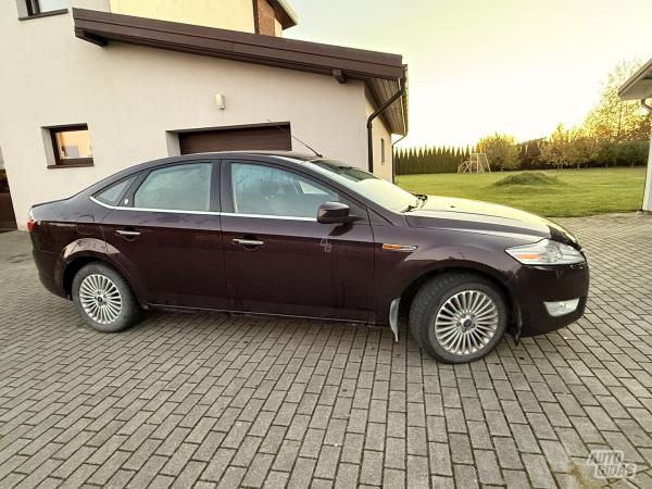 Sarkans Ford Mondeo 2009 Šauļi, ar dzinēja tilpumu 2.20 L un nobraukumu 202 tūkst. km par 2700 €, foto 4 vietnē AUTOMOTO.COM.LV