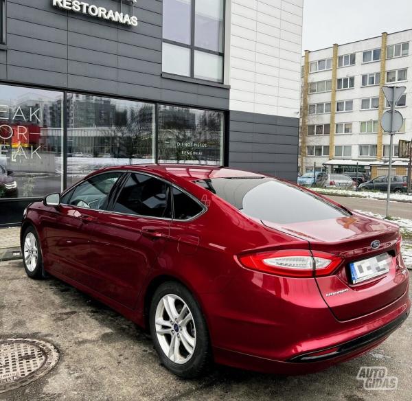 Sarkans Ford Mondeo 2015 Viļņa, ar dzinēja tilpumu 1.50 L un nobraukumu 220 tūkst. km par 5350 €, foto 5 vietnē AUTOMOTO.COM.LV