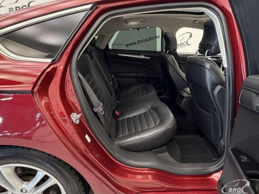 Red Ford Mondeo 2015 in Vilnius, with an engine capacity of 2.00 L and mileage of 260 thousand km for 9300 €, photo 11 on AUTOMOTO.COM.LV