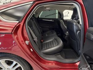 Red Ford Mondeo 2015 in Avizieniai, with an engine capacity of 2.00 L and mileage of 260 thousand km for 9300 €, photo 10 on AUTOMOTO.COM.LV