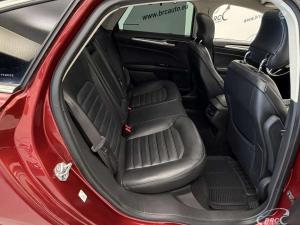 Red Ford Mondeo 2015 in Vilnius, with an engine capacity of 2.00 L and mileage of 260 thousand km for 8800 €, photo 12 on AUTOMOTO.COM.LV
