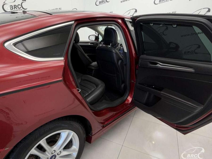 Red Ford Mondeo 2015 in Vilnius, with an engine capacity of 2.00 L and mileage of 260 thousand km for 8800 €, photo 14 on AUTOMOTO.COM.LV