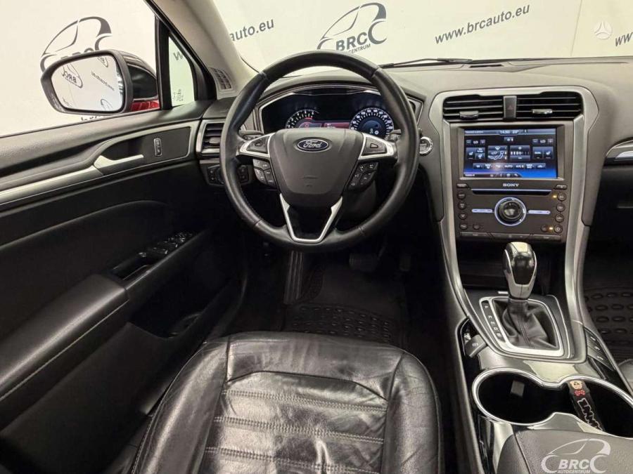 Red Ford Mondeo 2015 in Vilnius, with an engine capacity of 2.00 L and mileage of 260 thousand km for 8800 €, photo 15 on AUTOMOTO.COM.LV