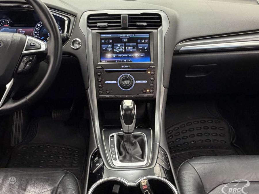 Red Ford Mondeo 2015 in Vilnius, with an engine capacity of 2.00 L and mileage of 260 thousand km for 8800 €, photo 16 on AUTOMOTO.COM.LV