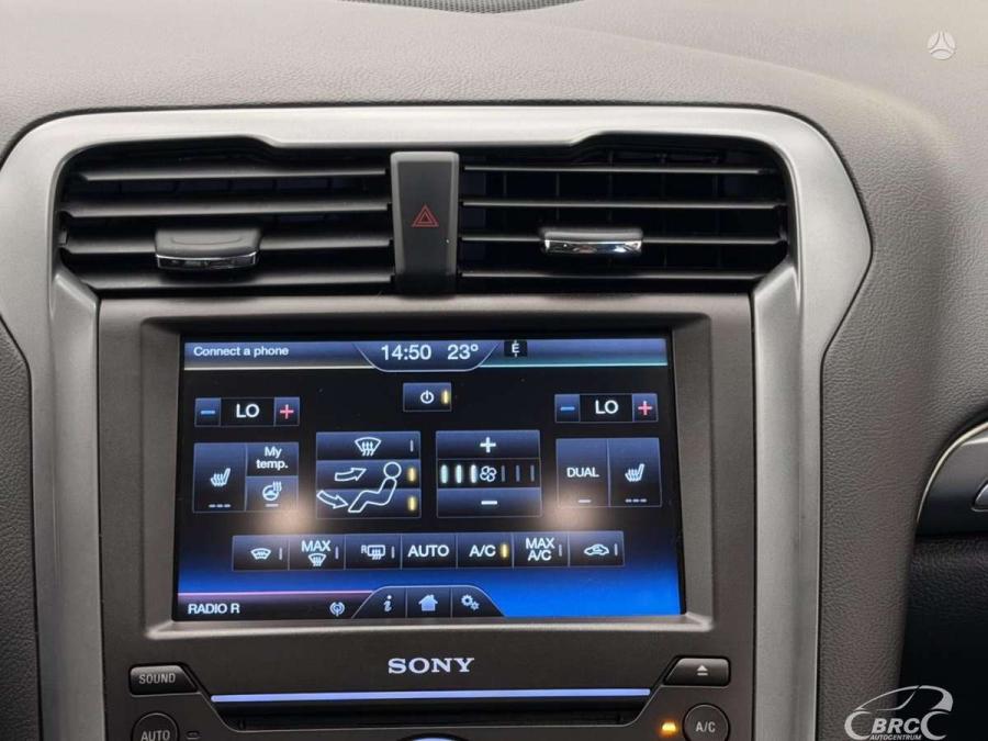 Red Ford Mondeo 2015 in Vilnius, with an engine capacity of 2.00 L and mileage of 260 thousand km for 8800 €, photo 17 on AUTOMOTO.COM.LV