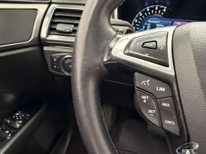 Red Ford Mondeo 2015 in Vilnius, with an engine capacity of 2.00 L and mileage of 260 thousand km for 8800 €, photo 31 on AUTOMOTO.COM.LV