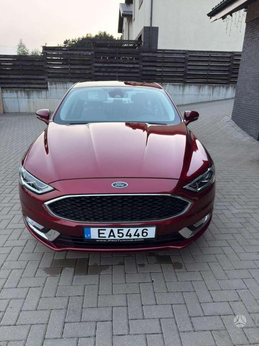 Red Ford Mondeo 2018 in Vilnius, with an engine capacity of 2.00 L and mileage of 63 thousand km for 10200 €, photo 1 on AUTOMOTO.COM.LV