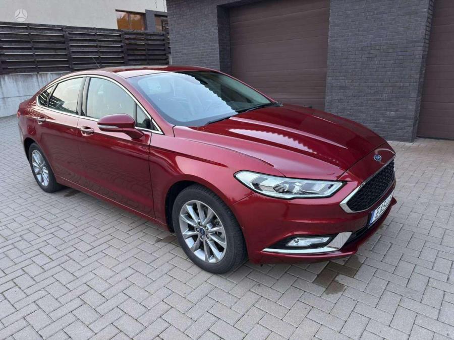 Red Ford Mondeo 2018 in Vilnius, with an engine capacity of 2.00 L and mileage of 63 thousand km for 10200 €, photo 8 on AUTOMOTO.COM.LV