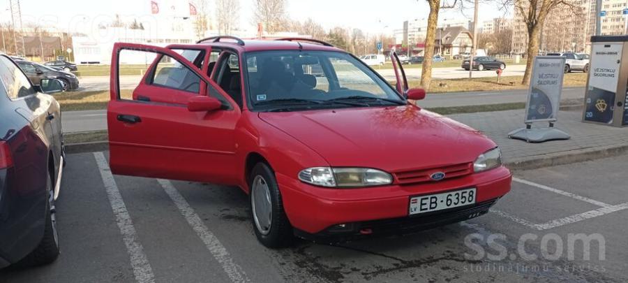 Red Ford Mondeo 1996 in Riga, with an engine capacity of 1.80 L and mileage of 199 thousand km for 1200 €, photo 1 on AUTOMOTO.COM.LV