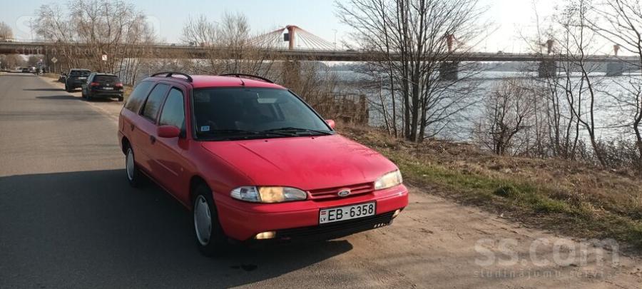 Red Ford Mondeo 1996 in Riga, with an engine capacity of 1.80 L and mileage of 199 thousand km for 1200 €, photo 5 on AUTOMOTO.COM.LV