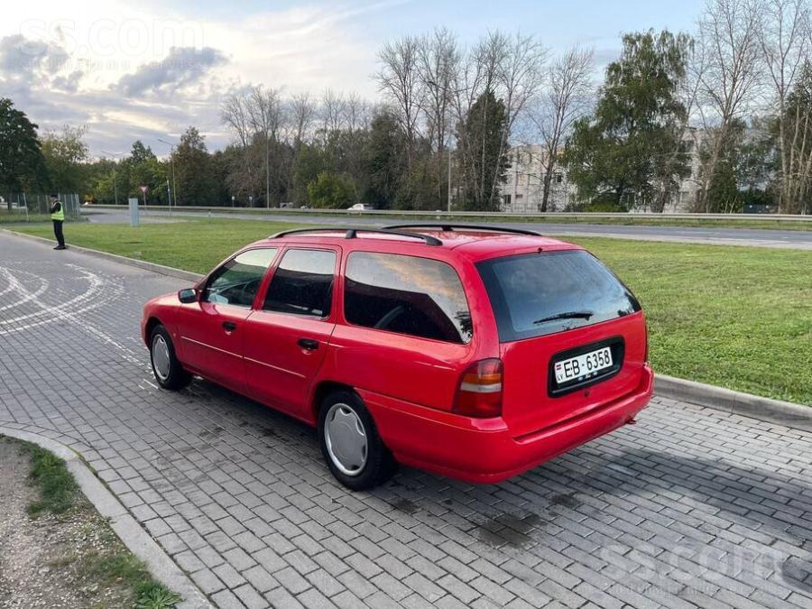 Red Ford Mondeo 1996 in Riga, with an engine capacity of 1.80 L and mileage of 199 thousand km for 1200 €, photo 28 on AUTOMOTO.COM.LV