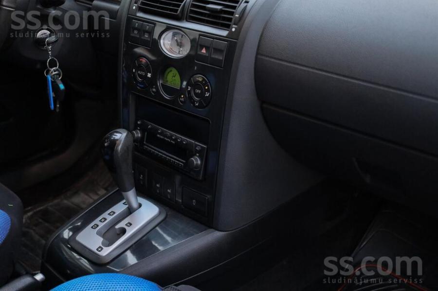 Sarkans Ford Mondeo 2003 Rīga, ar dzinēja tilpumu 2.50 L un nobraukumu 0 tūkst. km par 5095 €, foto 11 vietnē AUTOMOTO.COM.LV