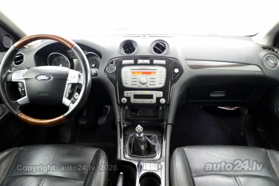 Sarkans Ford Mondeo 2007 Tallina, ar dzinēja tilpumu 2.00 L un nobraukumu 282 tūkst. km par 899 €, foto 6 vietnē AUTOMOTO.COM.LV