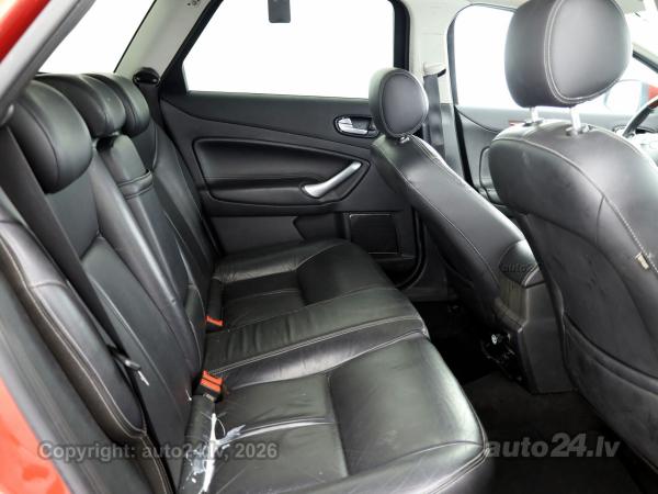 Sarkans Ford Mondeo 2007 Tallina, ar dzinēja tilpumu 2.00 L un nobraukumu 282 tūkst. km par 899 €, foto 7 vietnē AUTOMOTO.COM.LV