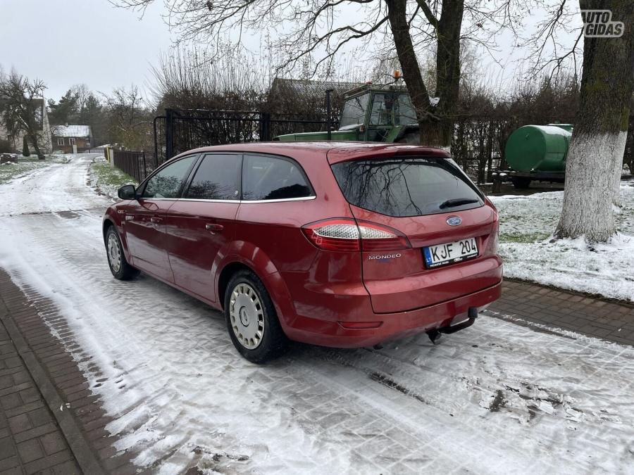 Sarkans Ford Mondeo 2008 Viļņa, ar dzinēja tilpumu 2.20 L un nobraukumu 489 tūkst. km par 1900 €, foto 4 vietnē AUTOMOTO.COM.LV