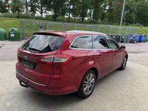 Sarkans Ford Mondeo 2013 Alīta, ar dzinēja tilpumu 2.00 L un nobraukumu 291 tūkst. km par 3950 €, foto 5 vietnē AUTOMOTO.COM.LV