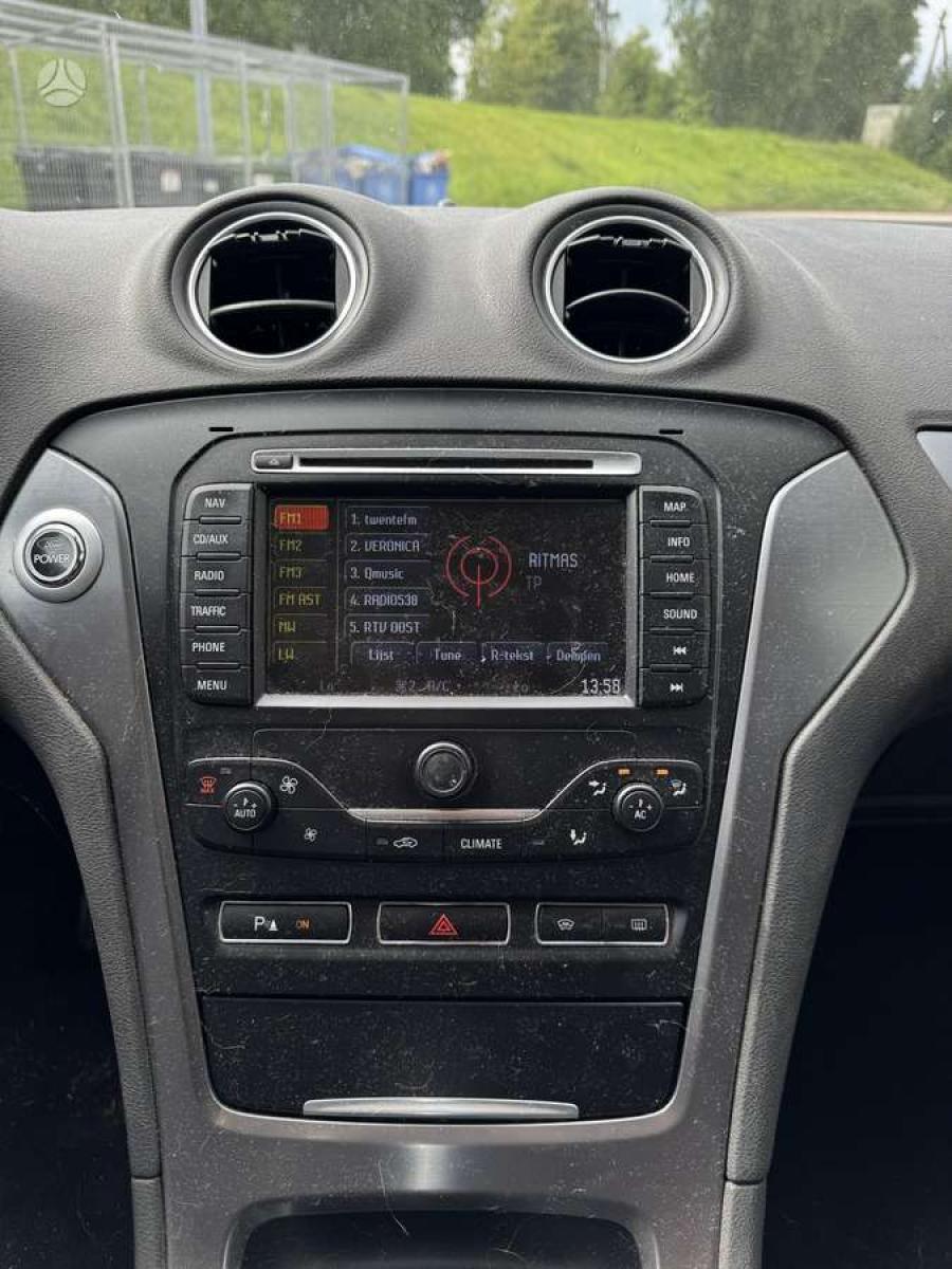 Sarkans Ford Mondeo 2013 Alīta, ar dzinēja tilpumu 2.00 L un nobraukumu 291 tūkst. km par 3950 €, foto 13 vietnē AUTOMOTO.COM.LV