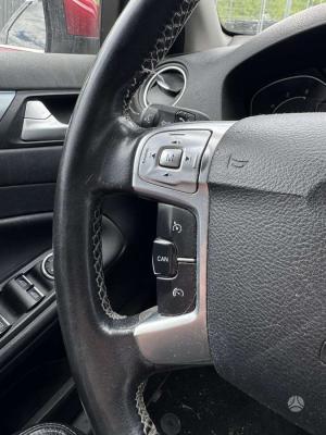 Sarkans Ford Mondeo 2013 Alīta, ar dzinēja tilpumu 2.00 L un nobraukumu 291 tūkst. km par 3950 €, foto 19 vietnē AUTOMOTO.COM.LV