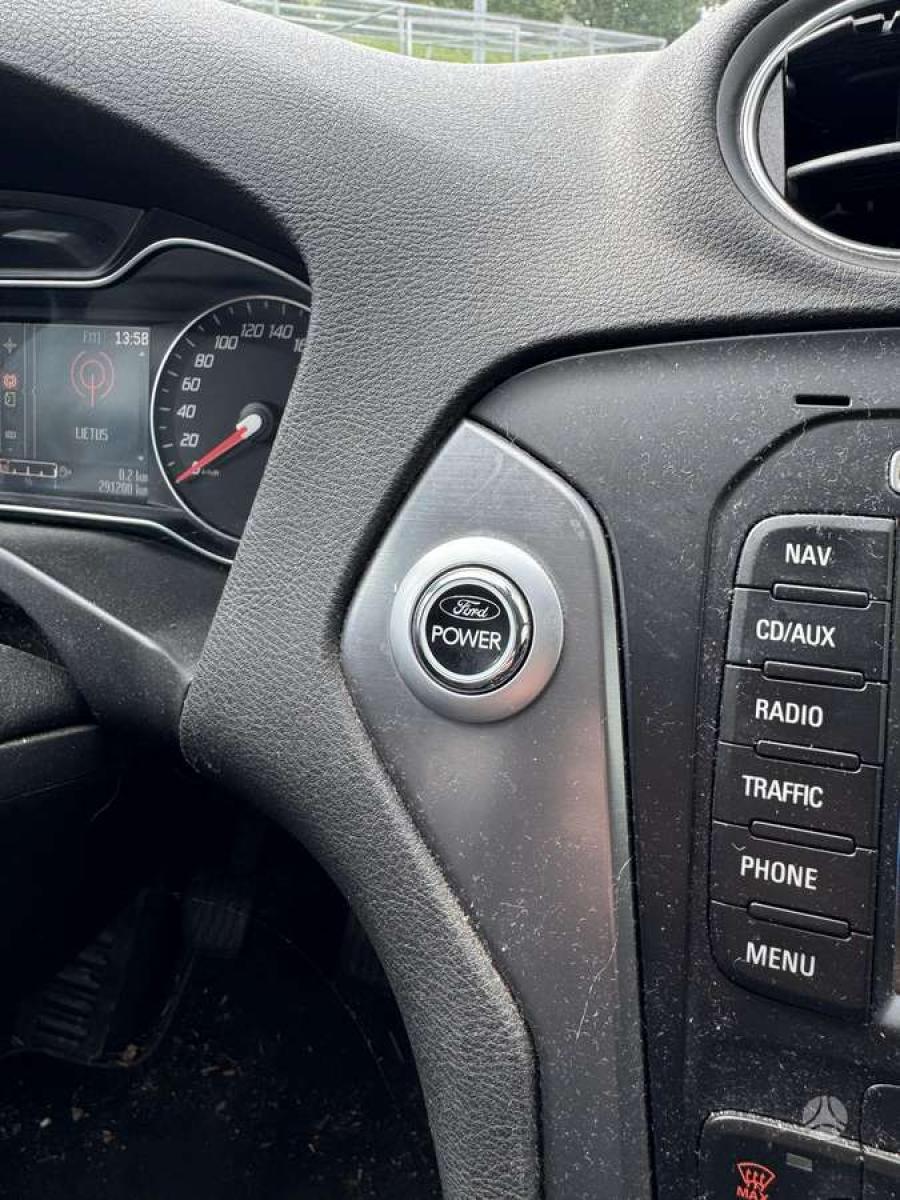 Sarkans Ford Mondeo 2013 Alīta, ar dzinēja tilpumu 2.00 L un nobraukumu 291 tūkst. km par 3950 €, foto 20 vietnē AUTOMOTO.COM.LV