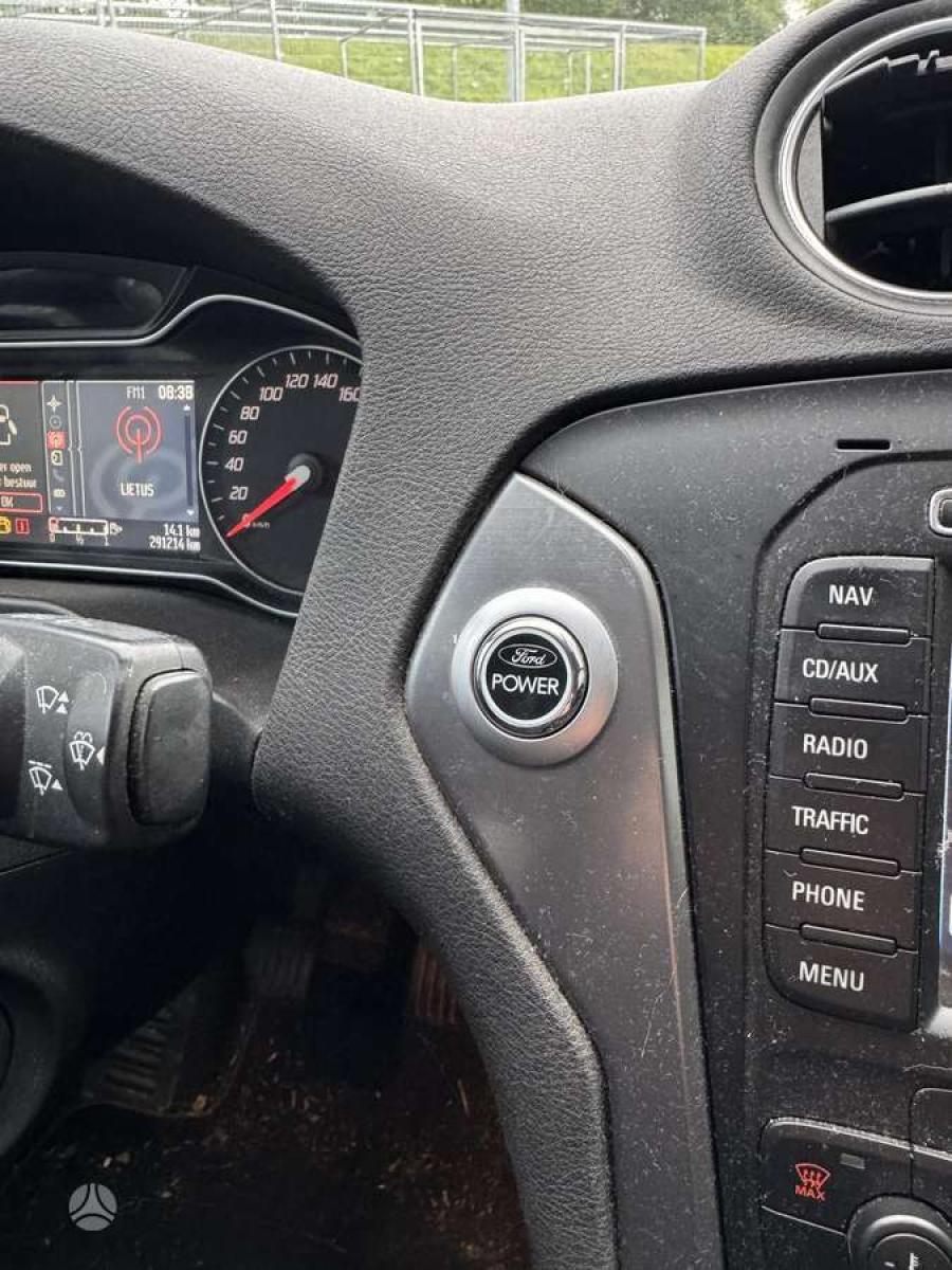 Red Ford Mondeo 2013 in Alytus, with an engine capacity of 2.00 L and mileage of 291 thousand km for 3250 €, photo 20 on AUTOMOTO.COM.LV