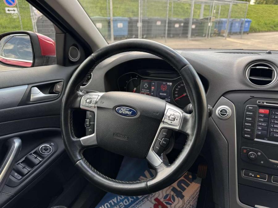 Sarkans Ford Mondeo 2013 Alīta, ar dzinēja tilpumu 2.00 L un nobraukumu 291 tūkst. km par 3950 €, foto 12 vietnē AUTOMOTO.COM.LV