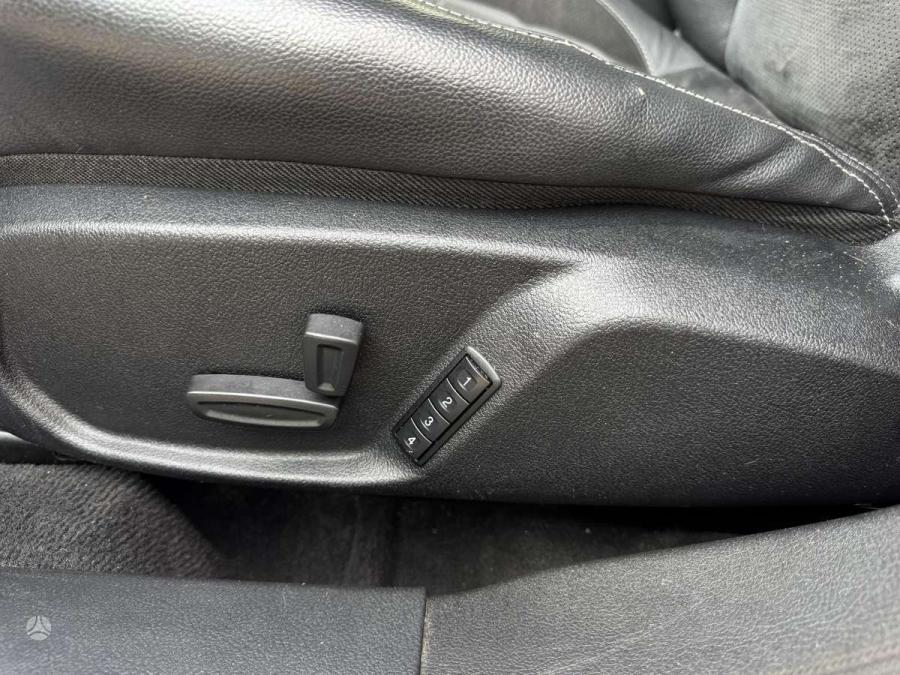 Sarkans Ford Mondeo 2013 Alīta, ar dzinēja tilpumu 2.00 L un nobraukumu 291 tūkst. km par 3950 €, foto 16 vietnē AUTOMOTO.COM.LV