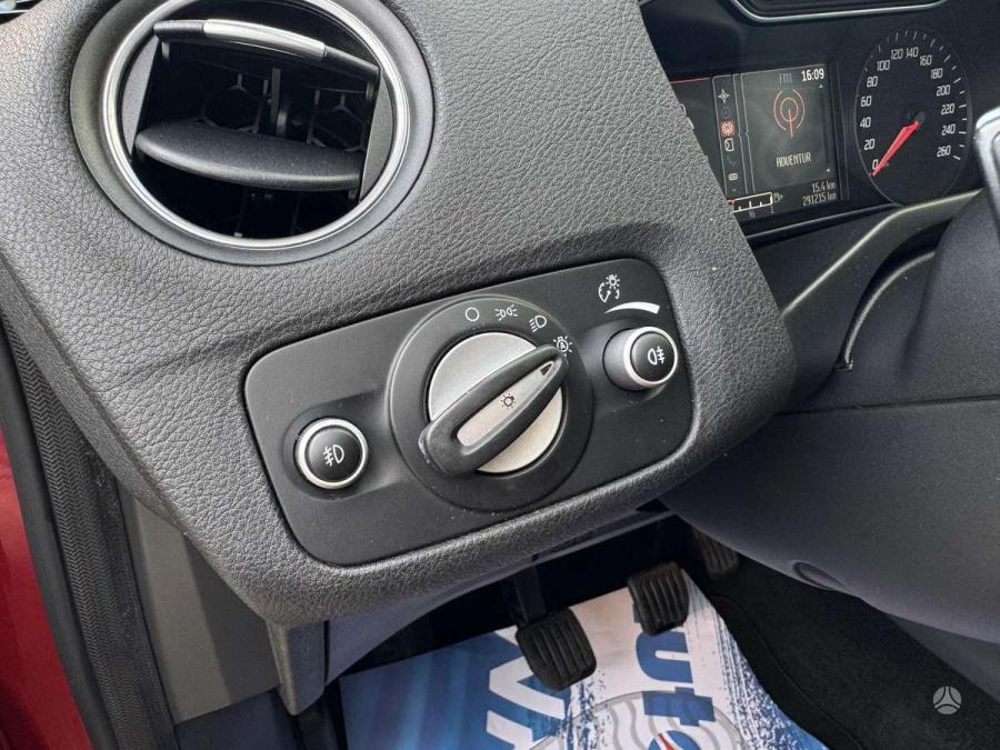 Sarkans Ford Mondeo 2013 Alīta, ar dzinēja tilpumu 2.00 L un nobraukumu 291 tūkst. km par 3950 €, foto 21 vietnē AUTOMOTO.COM.LV