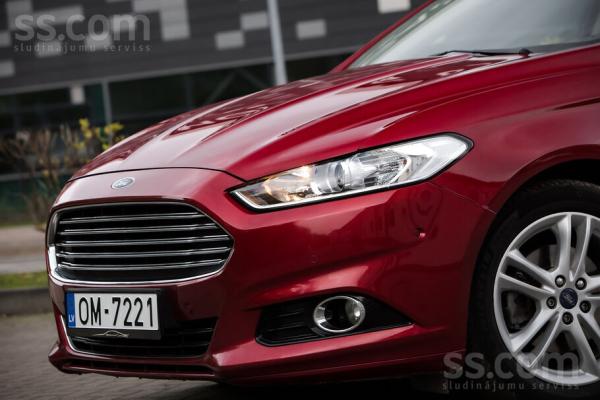 Sarkans Ford Mondeo 2015 Jelgava, ar dzinēja tilpumu 1.50 L un nobraukumu 221 tūkst. km par 9900 €, foto 1 vietnē AUTOMOTO.COM.LV